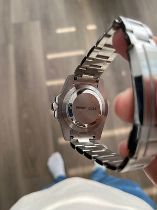 Custom case back – Uniq Watch Mods