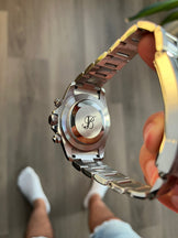 Custom case back – Uniq Watch Mods