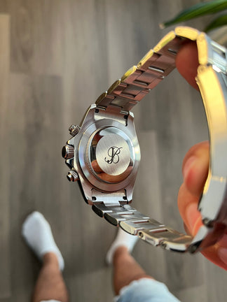 Custom case back – Uniq Watch Mods